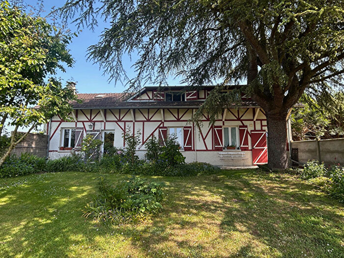 Maison à vendre - Forêt-la-Folie - 4 pièces - 3 chambres