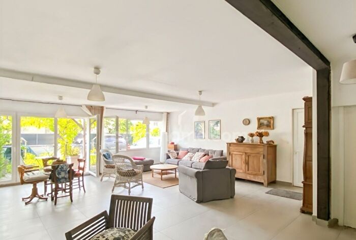 Maison 8 pièces à vendre - Magny-les-Hameaux