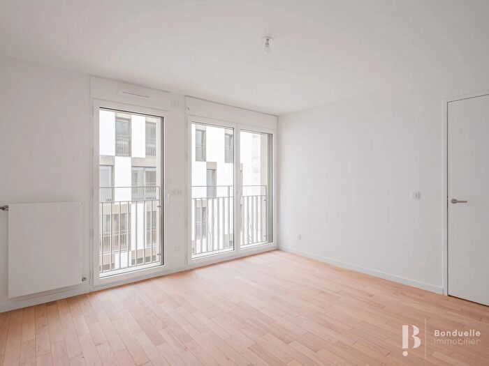 Appartement à louer - Courbevoie, Marceau République - 2 pièces - 1 chambre