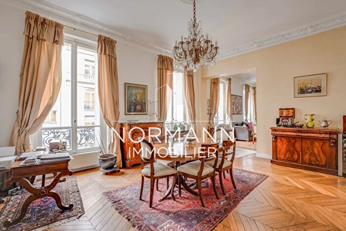 Appartement à vendre - Paris e , Hoche Friedland - 6 pièces - 4 chambres
