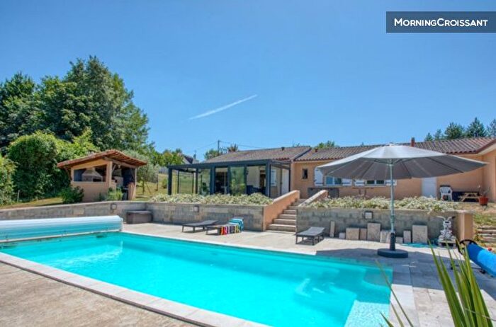 Atur : Maison 7 pièces à louer