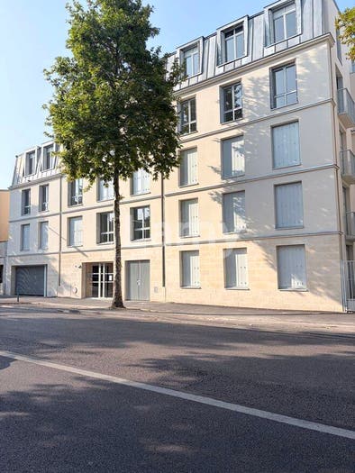 Appartement 4 pièces à Gare, Mantes-la-Jolie, à louer
