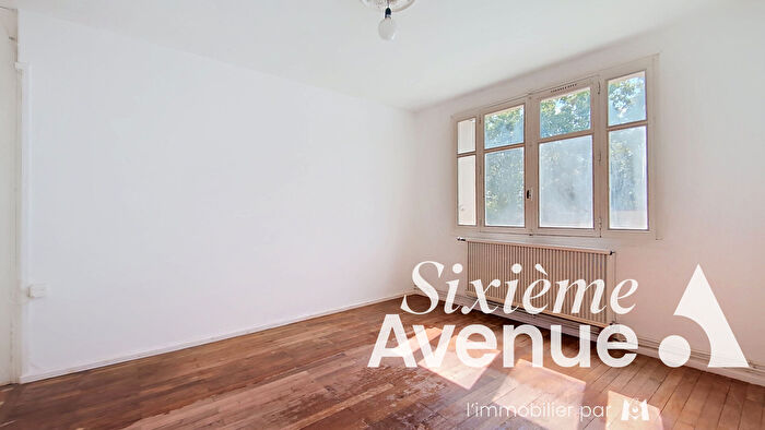 Appartement 4 pièces à vendre à Vénissieux, Georges Levy, Ernest Renan, Moulin à vent
