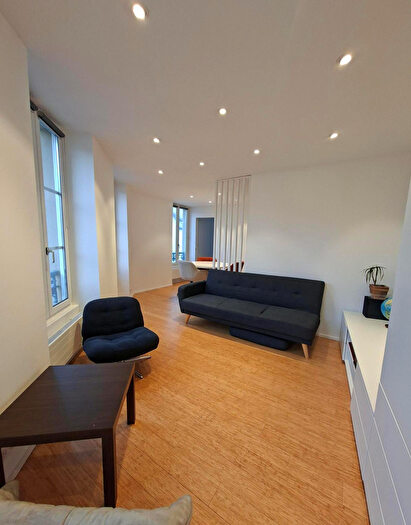 Appartement à vendre - Saint-Germain-en-Laye, Centre-ville, Quartiers forestiers - 3 pièces - 2 chambres