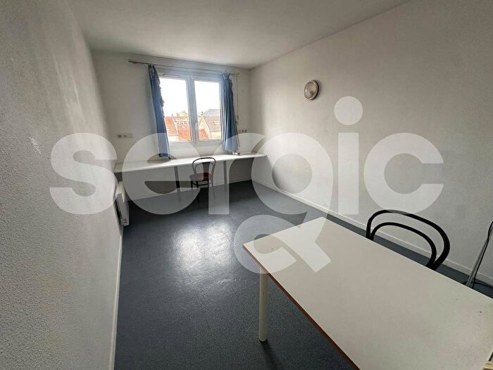 Appartement à louer - Laon Zola-Neufchâtel-Orgeval, Reims - 1 pièce