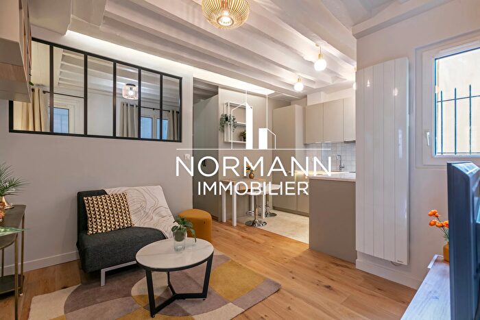 Paris 3ème, Enfants Rouges, Bretagne : Appartement 2 pièces à vendre