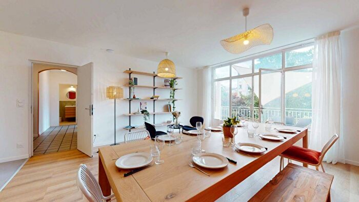 Appartement à louer - La Gare, Clamart - 14 pièces - 11 chambres