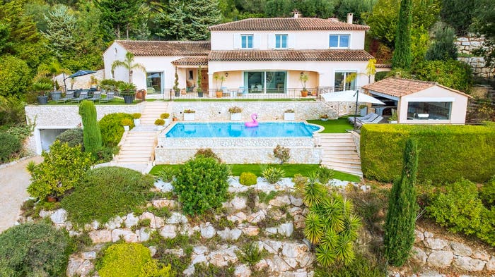 Nice, Saint-Isidore : Maison 6 pièces à vendre