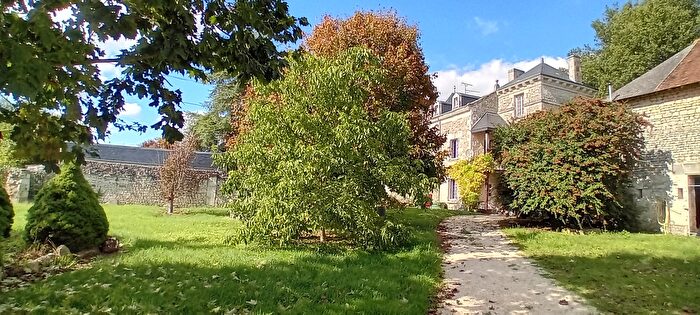 Maison à vendre - Chinon - 5 pièces - 4 chambres