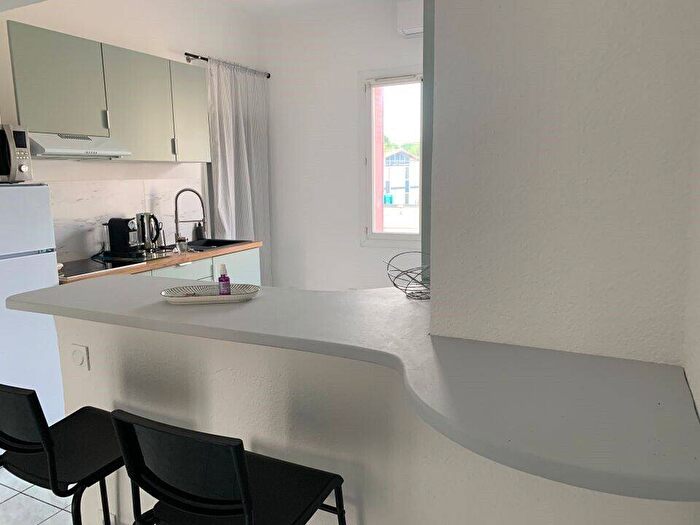 Appartement à louer - Fontcouverte, Avignon - 3 pièces - 2 chambres