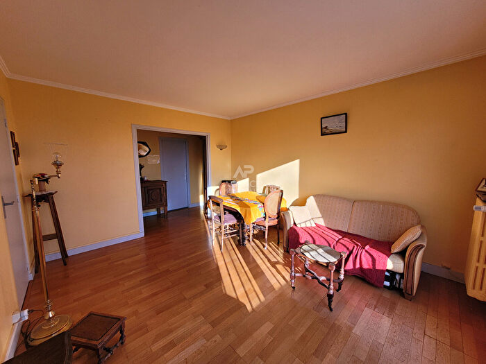 Appartement à vendre - Saint-Germain-en-Laye, Hennemont - 3 pièces - 2 chambres