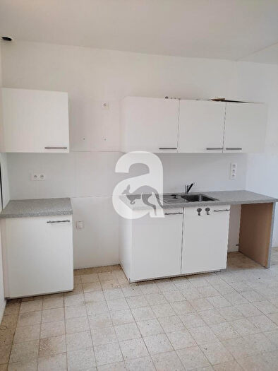 Maison à louer - Chacrise - 4 pièces - 3 chambres