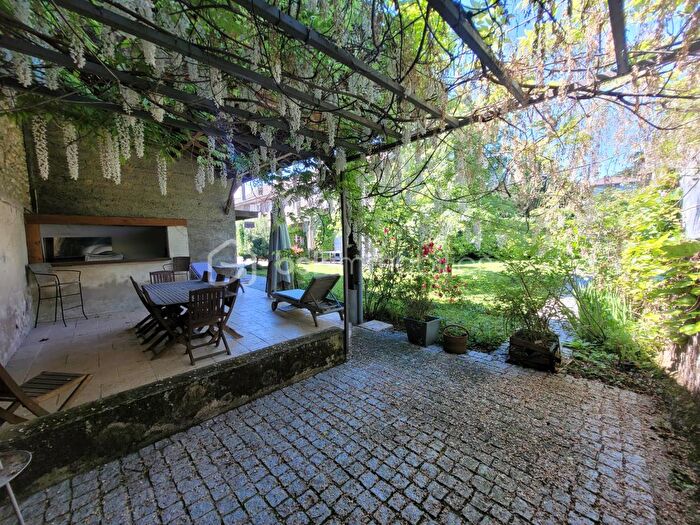 Maison à vendre - Rives - 8 pièces - 7 chambres