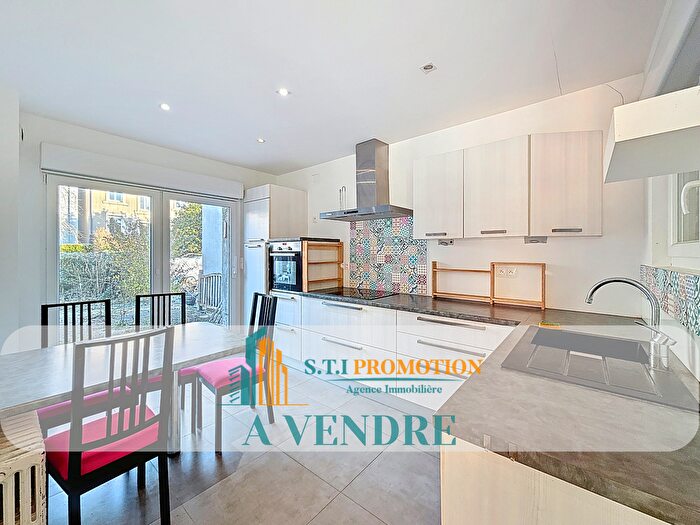 Maison à vendre - Longwy, Tivoli - 5 pièces - 4 chambres