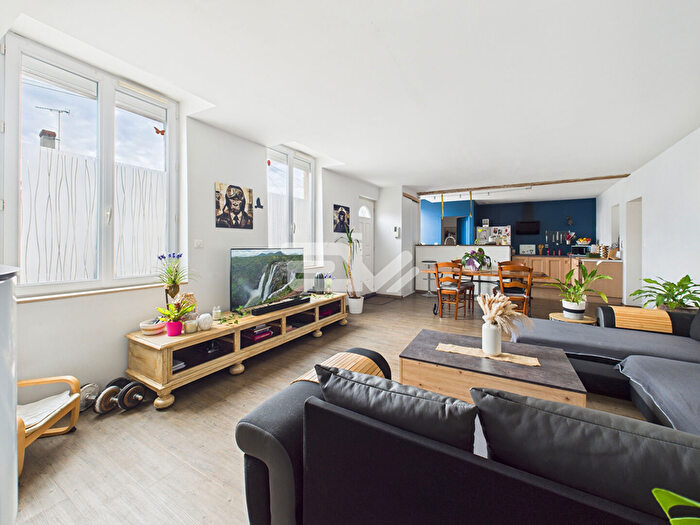 Maison à vendre - Chéry-Chartreuve - 6 pièces - 5 chambres