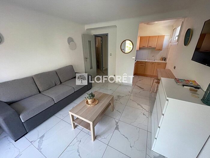 Appartement à louer - Plateau Notre Dame Sud-Bord de mer-Beaurivage, Saint-Raphaël - 1 pièce