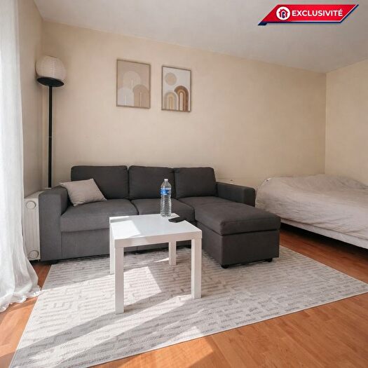 Appartement à vendre - Étampes, Saint-Pierre - 1 pièce