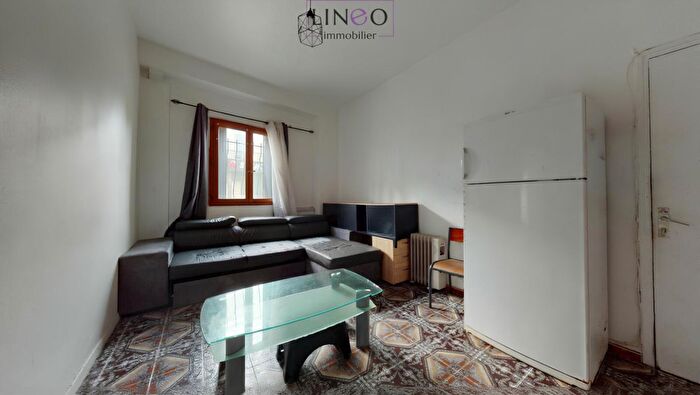 Appartement à vendre - Villeneuve-Saint-Georges, Triage - 1 pièce