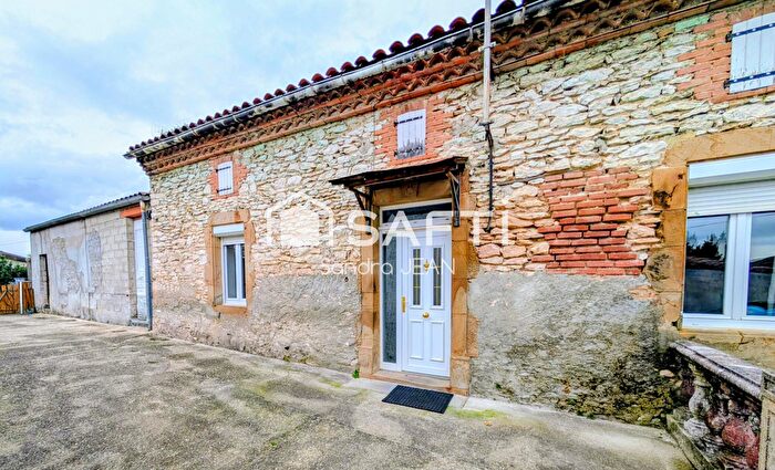 Maison à vendre - Saint-Benoît-de-Carmaux - 5 pièces - 4 chambres