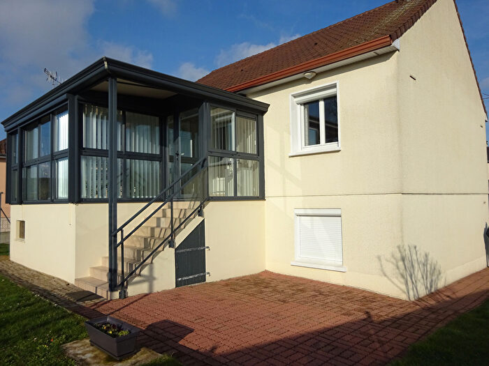 Maison à vendre - La Ferté-Bernard - 4 pièces - 3 chambres