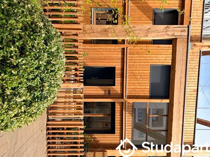 Appartement à louer - République-Université, Nanterre - 1 pièce - 3 chambres