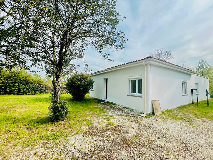 Maison à louer - Bergerac, Centre-ville - 4 pièces - 3 chambres