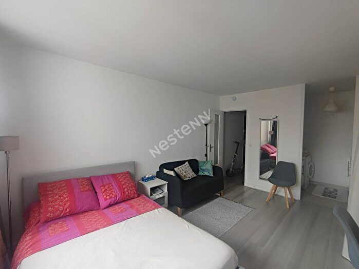 Appartement à louer - Front de Seine-Bellini, Puteaux - 1 pièce