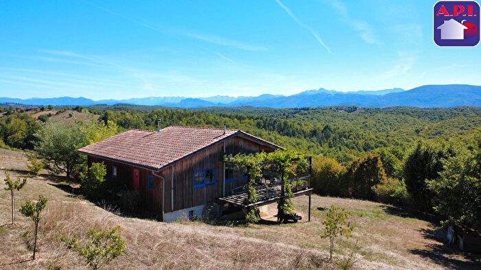 Maison 3 pièces à vendre à Betchat