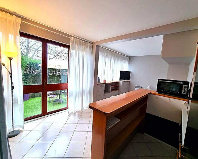 La Celle-Saint-Cloud : Appartement 1 pièce à vendre