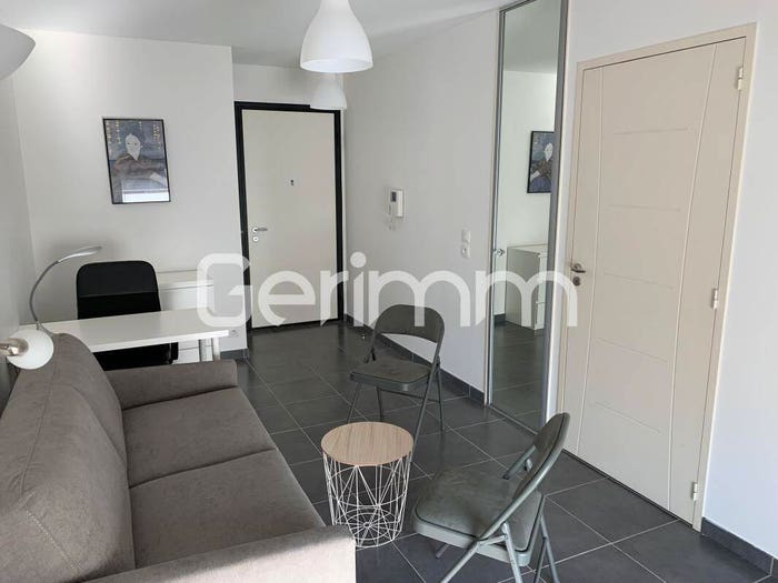 Berriat-Ampere, Grenoble - Appartement 1 pièce à louer