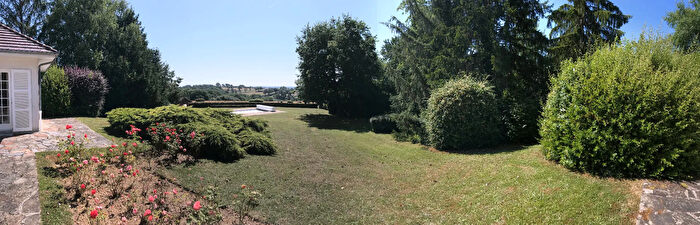 Maison à vendre - Solignac - 7 pièces - 5 chambres