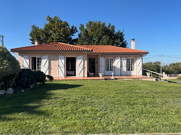 Maison à vendre - Saux-et-Pomarède - 5 pièces - 4 chambres