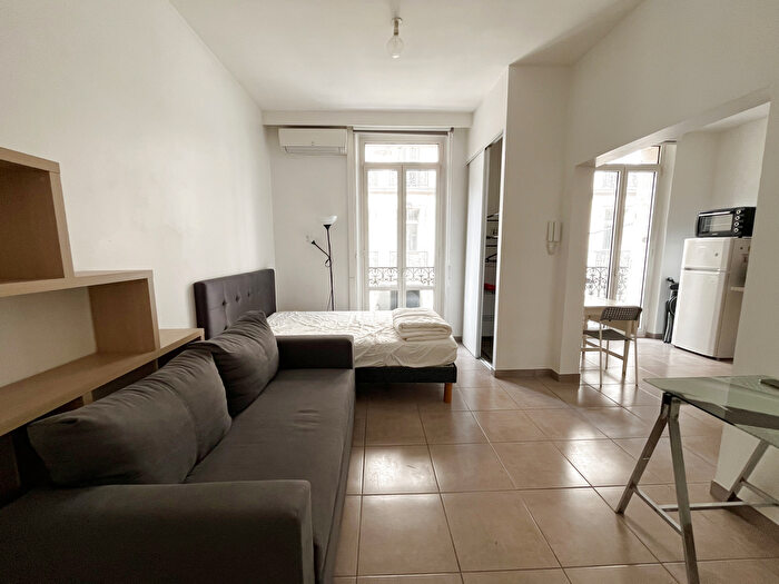 Toulon, Haute-ville - Appartement 2 pièces à vendre