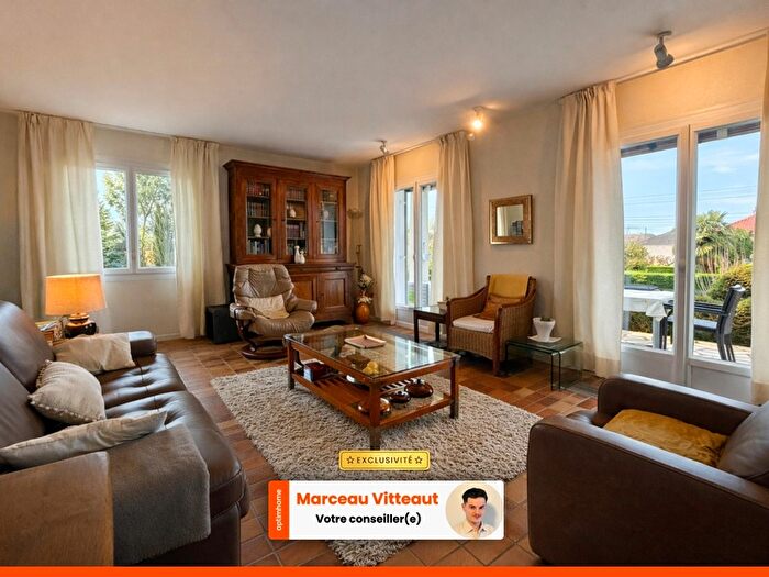 Maison à vendre - Charnay-lès-Mâcon - 5 pièces - 4 chambres