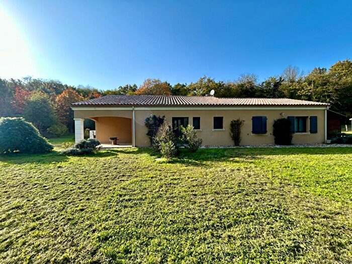 Maison à vendre - Beauronne - 5 pièces - 3 chambres