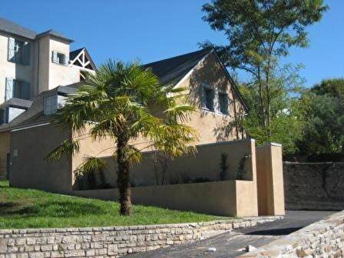 Appartement à louer - Notre Dame, Oloron-Sainte-Marie - 4 pièces - 3 chambres