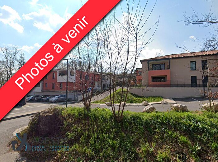 Maison à louer - La Salvetat-Saint-Gilles - 4 pièces - 3 chambres