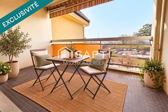 Gray : Appartement 3 pièces à vendre
