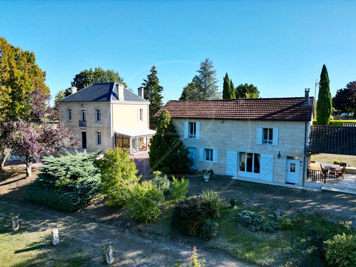 Maison 10 pièces à vendre à postalCode