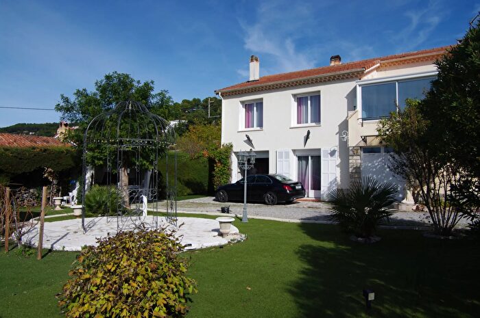 Maison à vendre - Draguignan, Malmont, Les Salles, Folletière - 6 pièces - 4 chambres