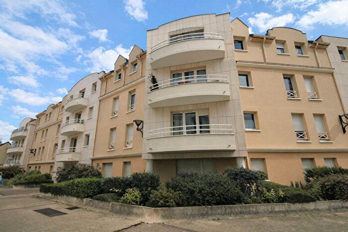 Appartement à louer - Centre Est, Montesson - 2 pièces - 1 chambre