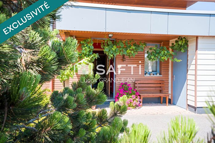 Maison 5 pièces à vendre - La Chaux-du-Dombief