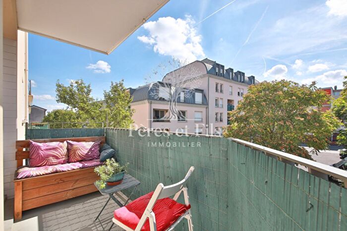 Appartement 3 pièces à Villejuif, Gripons, Pasteur, à vendre