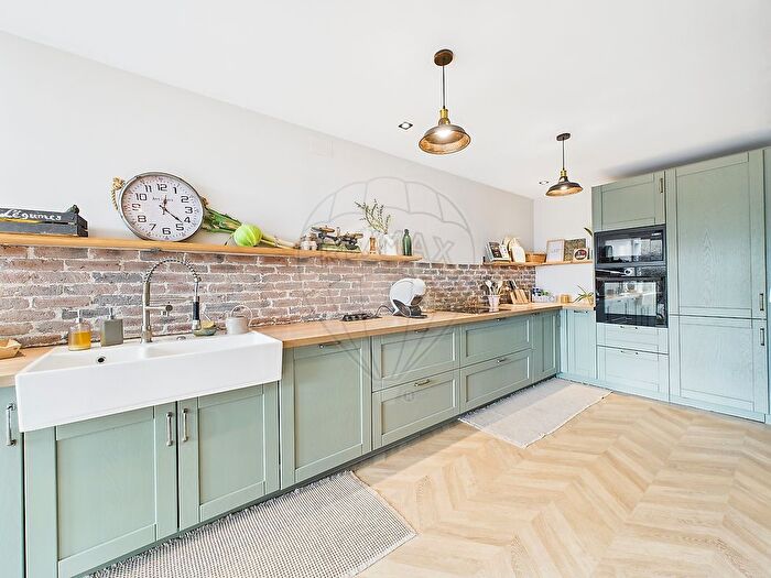 Maison 7 pièces à vendre à Les Étangs