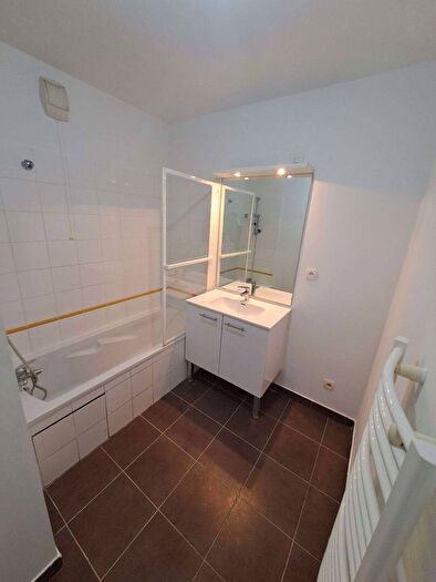 Appartement à louer - Le-Trillet, Meyzieu - 2 pièces - 1 chambre