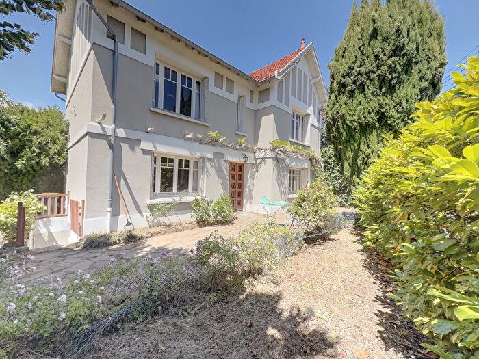 Roussillon : Maison 5 pièces à vendre