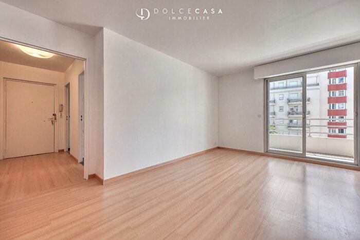 Appartement à vendre - Joinville-le-Pont, Paris - 3 pièces - 2 chambres