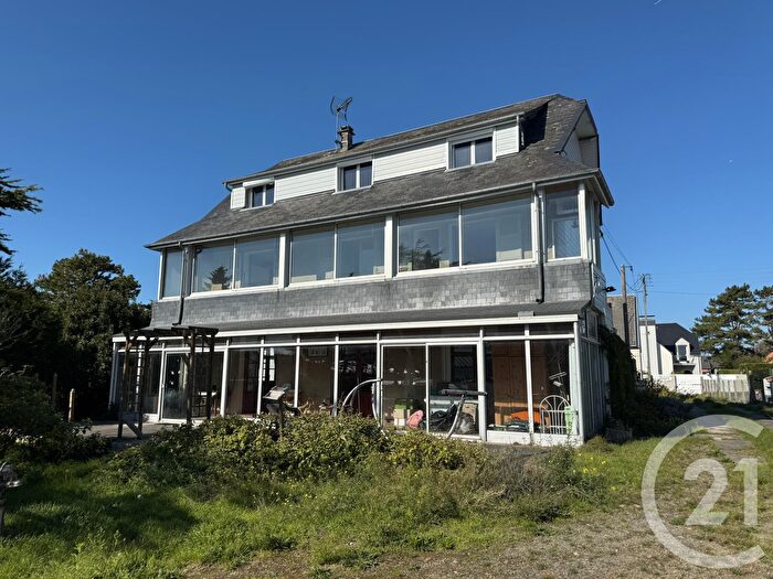 Maison à vendre - Agon-Coutainville - 7 pièces - 4 chambres