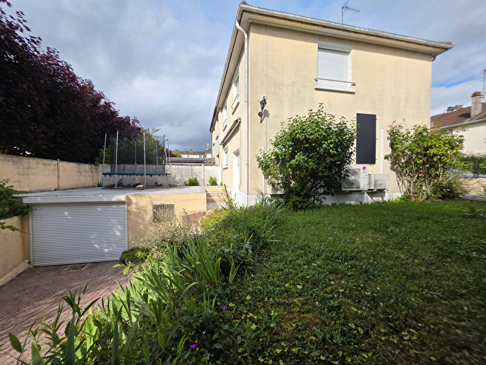 Maison 4 pièces à vendre à Saint-André-les-Vergers