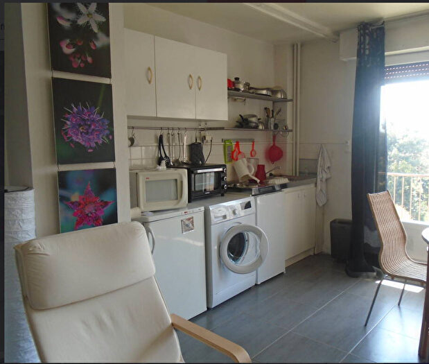 Appartement à louer - Champigny-sur-Marne, Centre-ville, Coteaux - 1 pièce